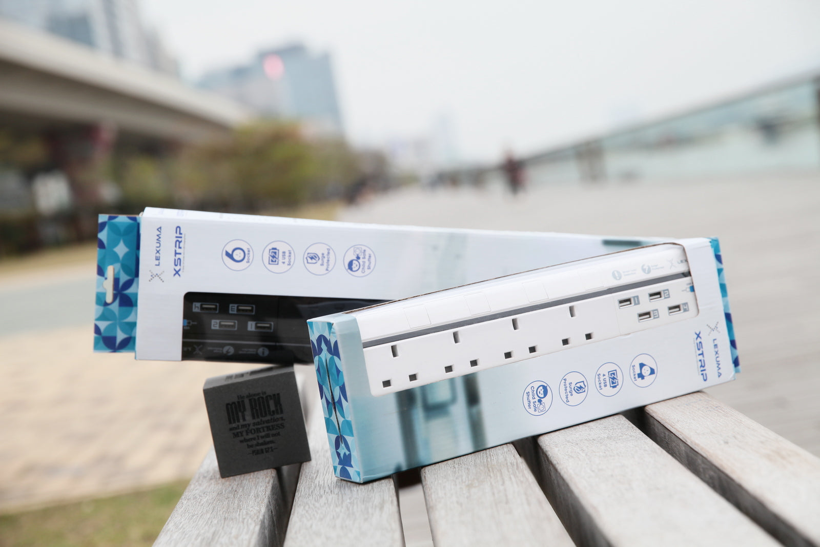 Lexuma-XStrip-Power-Strip-USB-04.JPG?v=1554288565